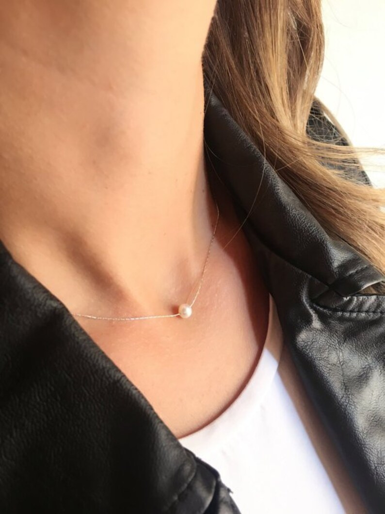 Pearl Necklace Bridesmaid Gift Single Pearl Necklace Simple - Etsy