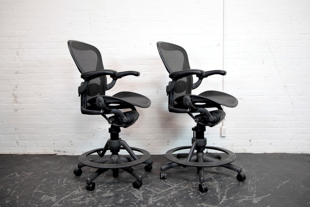 Herman Miller Aeron Stool / Drafting Chair / Tall Office Chair One ...