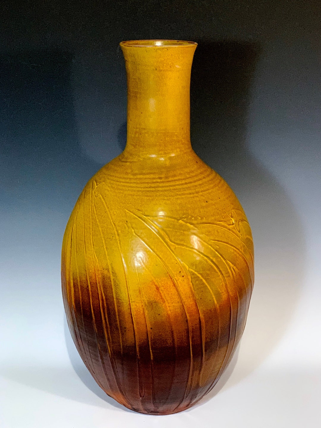Large Stoneware Vase With Slip Design - Etsy