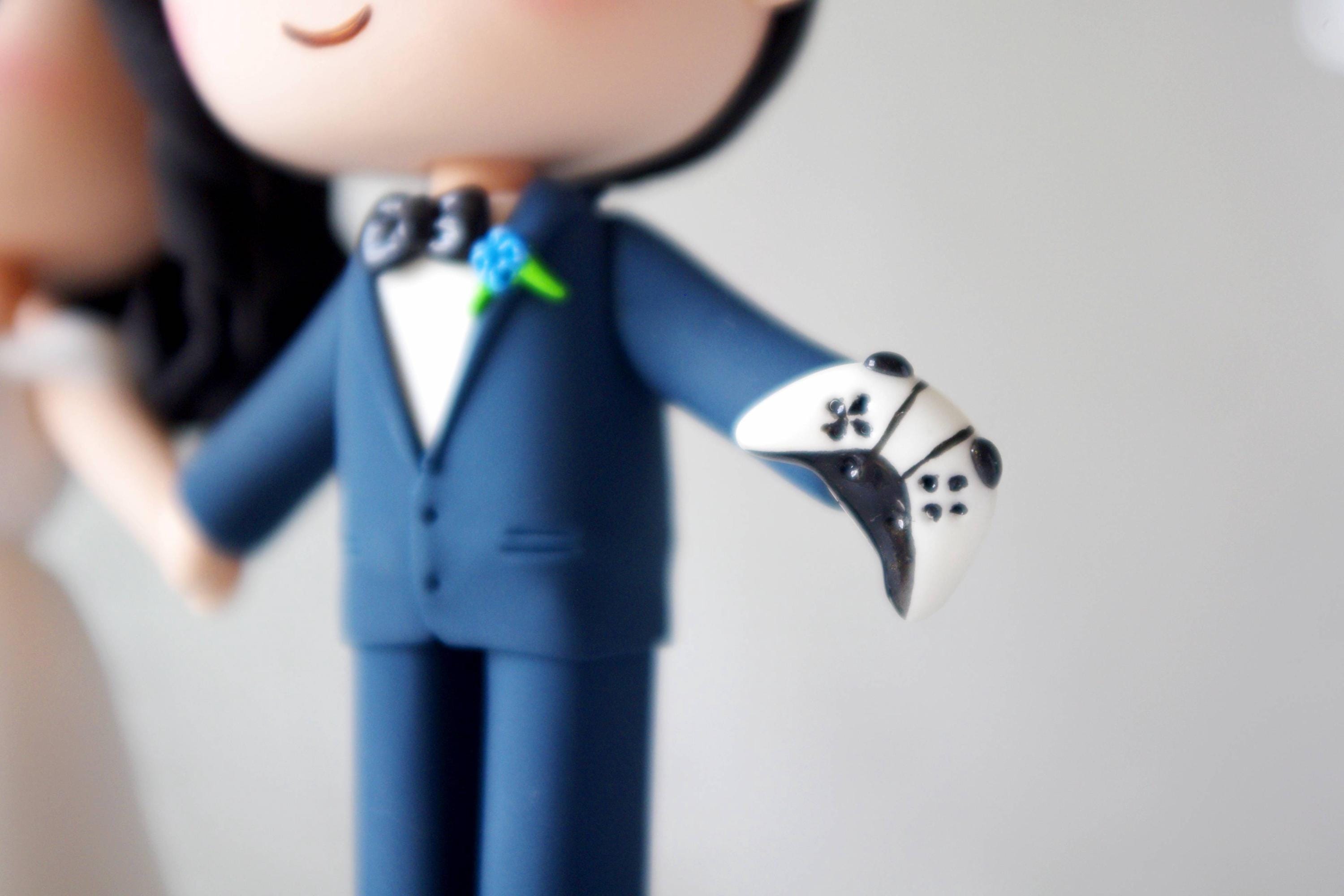 Gamer Couple Wedding Cake Topper Funny: Custom Bride and Groom Figurine ...