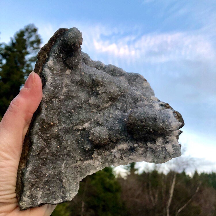 1139g Gray Amethyst Quartz Geode Crystal Cluster freestanding display ...