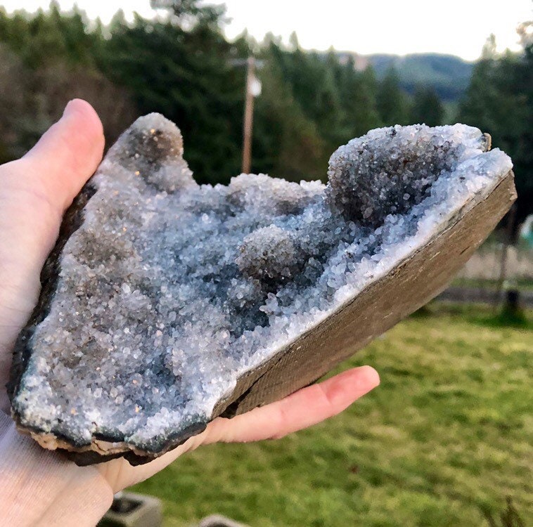 1139g Gray Amethyst Quartz Geode Crystal Cluster freestanding display ...