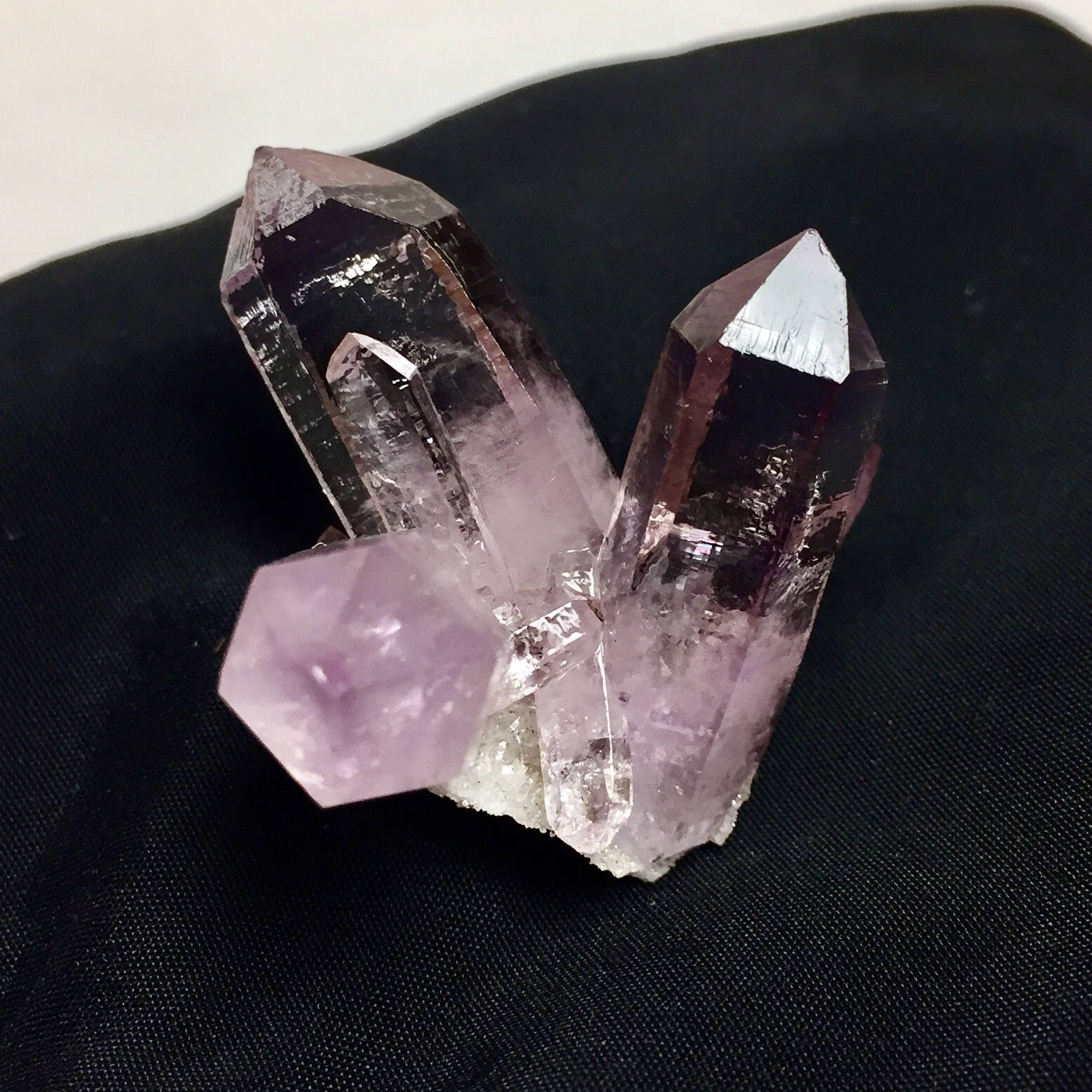Vera Cruz Amethyst cluster, Amethyst Crystal specimen, Purple crystal