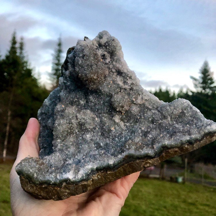 1139g Gray Amethyst Quartz Geode Crystal Cluster freestanding display ...