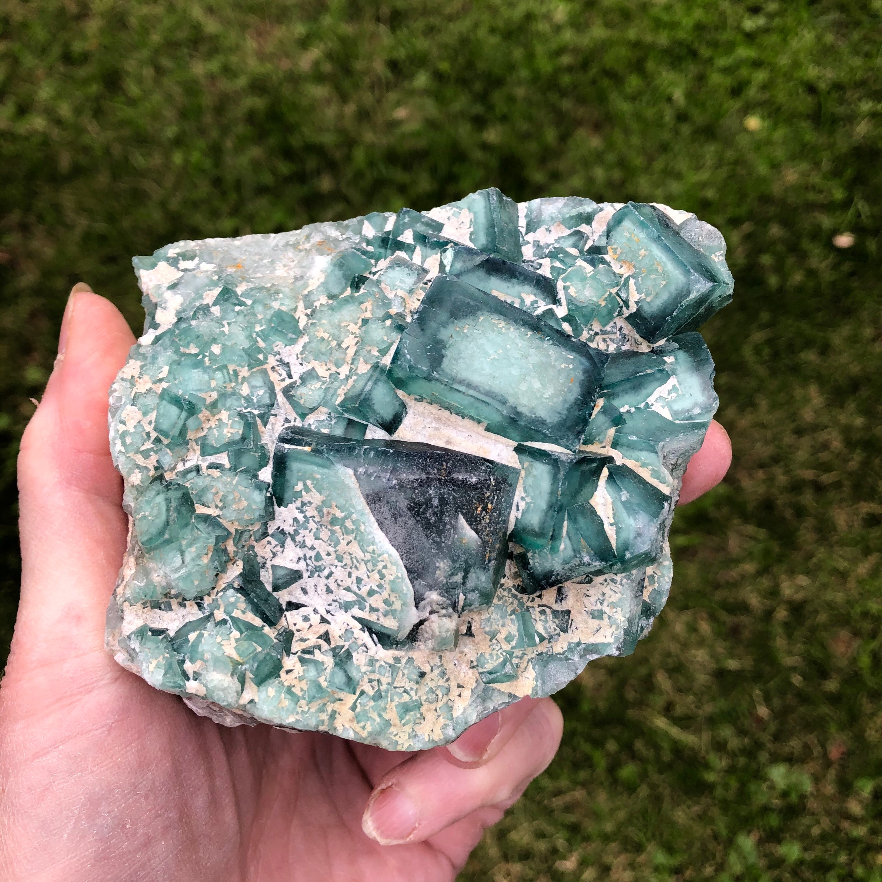 542g Large And Small Green Cubic Ladder Type Fluorite Crystal Cluster ...