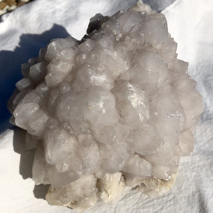 470g White Calcite Crystal Cluster Mineral Specimen for collectors