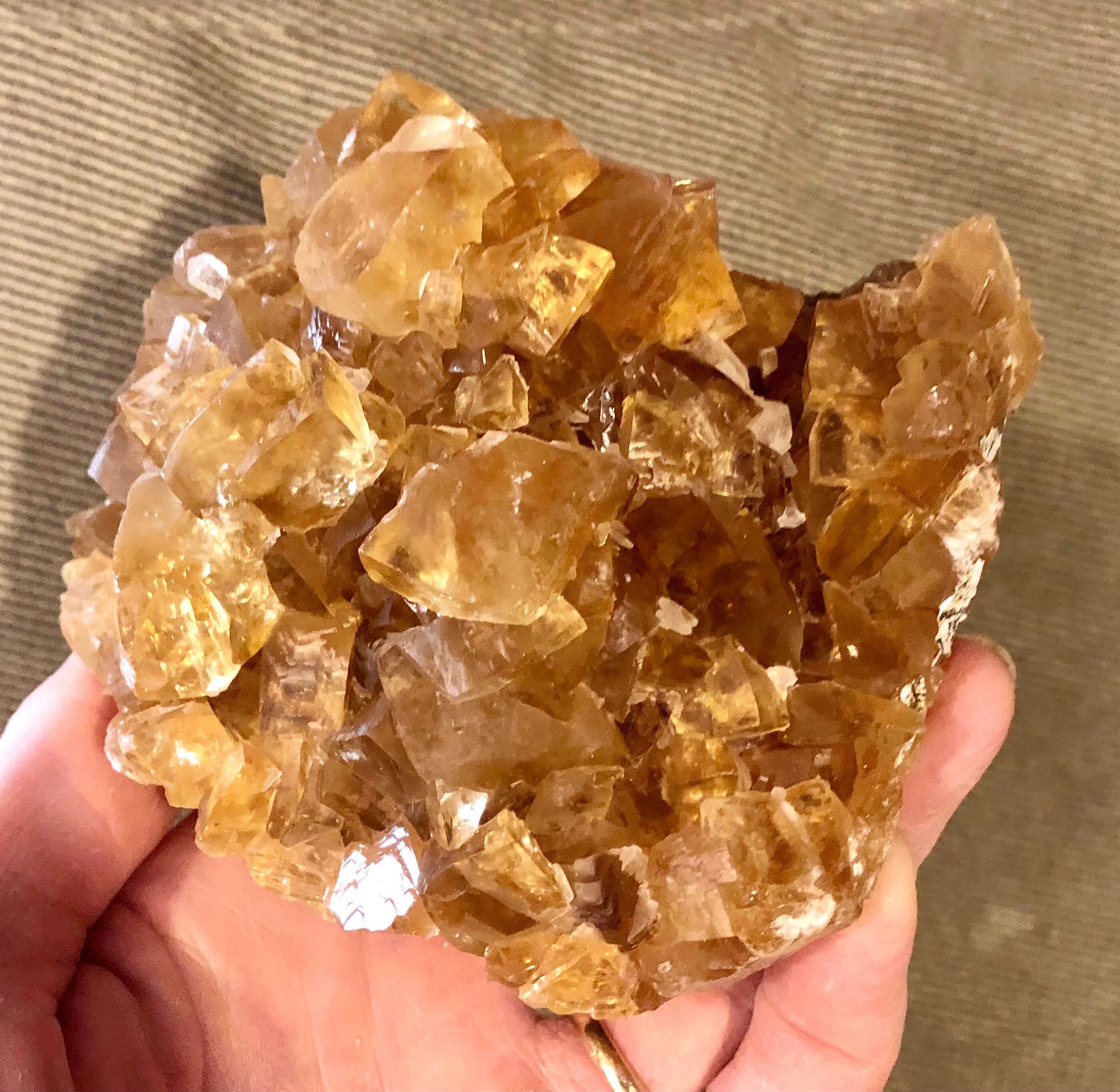 574g Golden Yellow Cubic Calcite Crystal Cluster Mineral Display Specimen