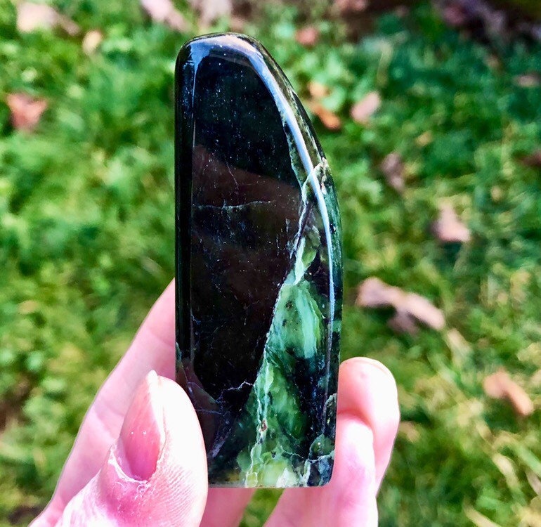 2 pc Jade specimens Jade Pyramid and Jade Freeform Canada Jade nice ...