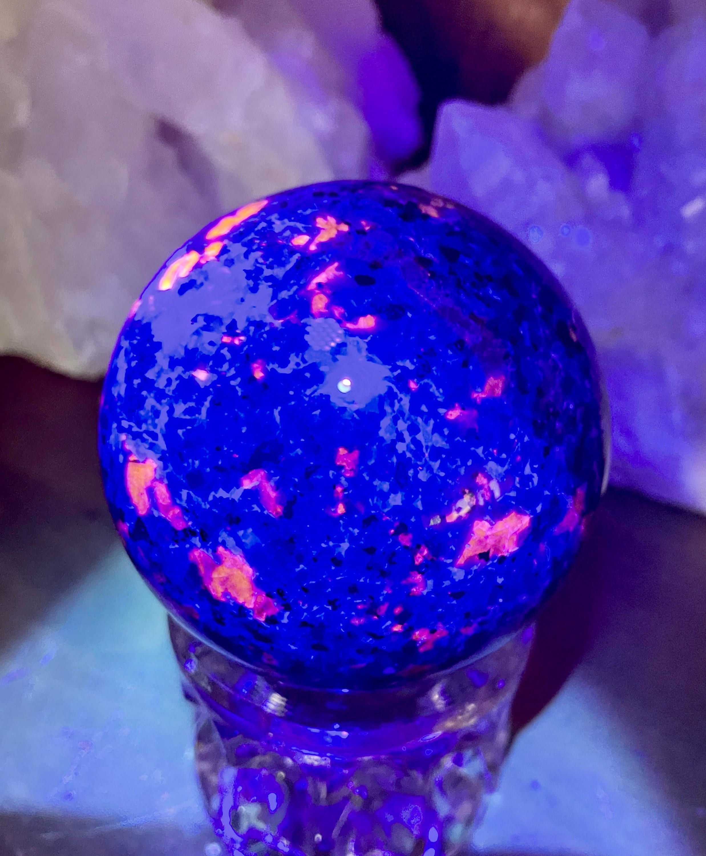 80mm UV Firestone Yooperlite Sphere Orb Ball Mineral Display Specimen