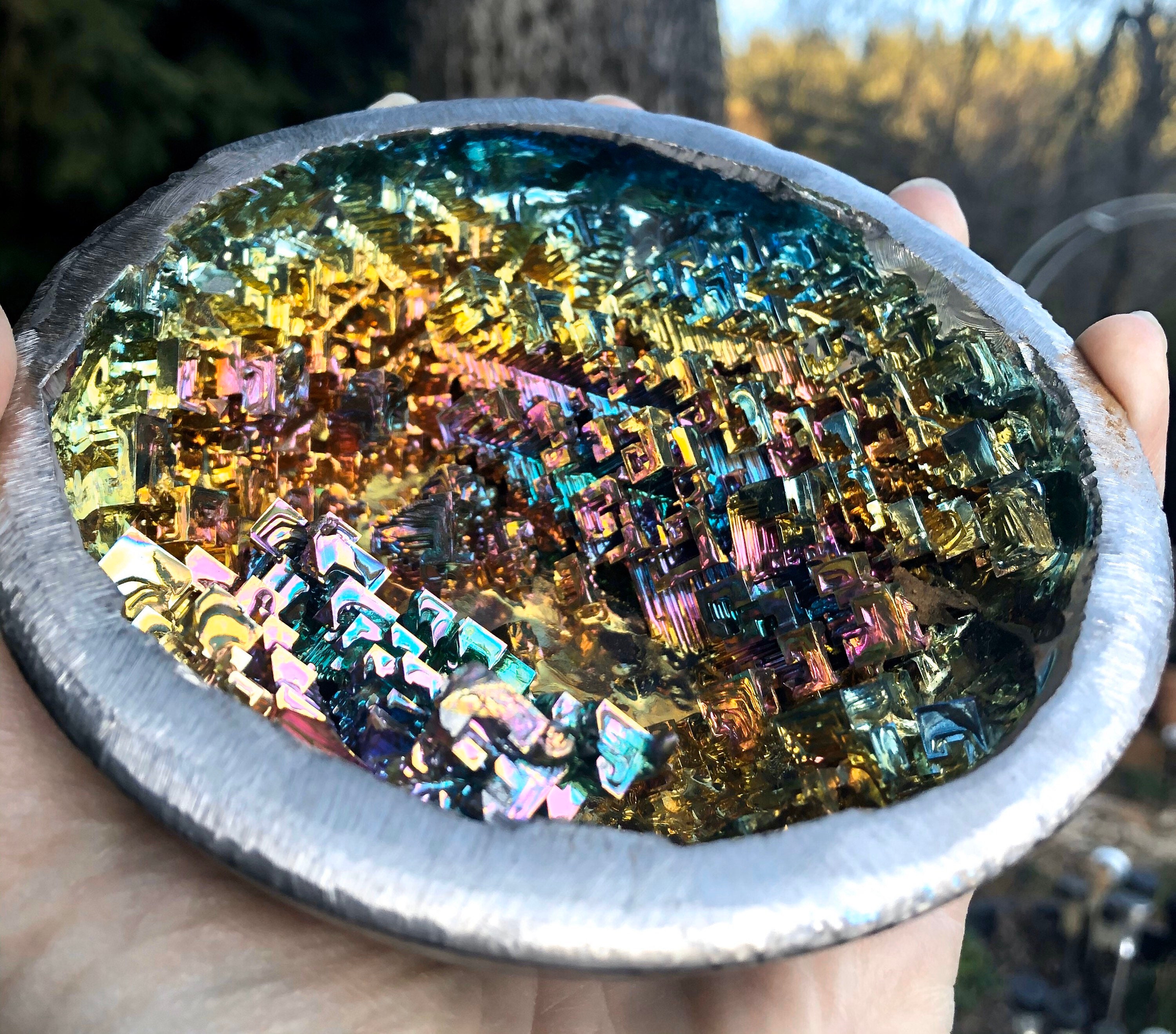 922g Big Rainbow Bismuth Bowl Crystal Cluster Display Specimen