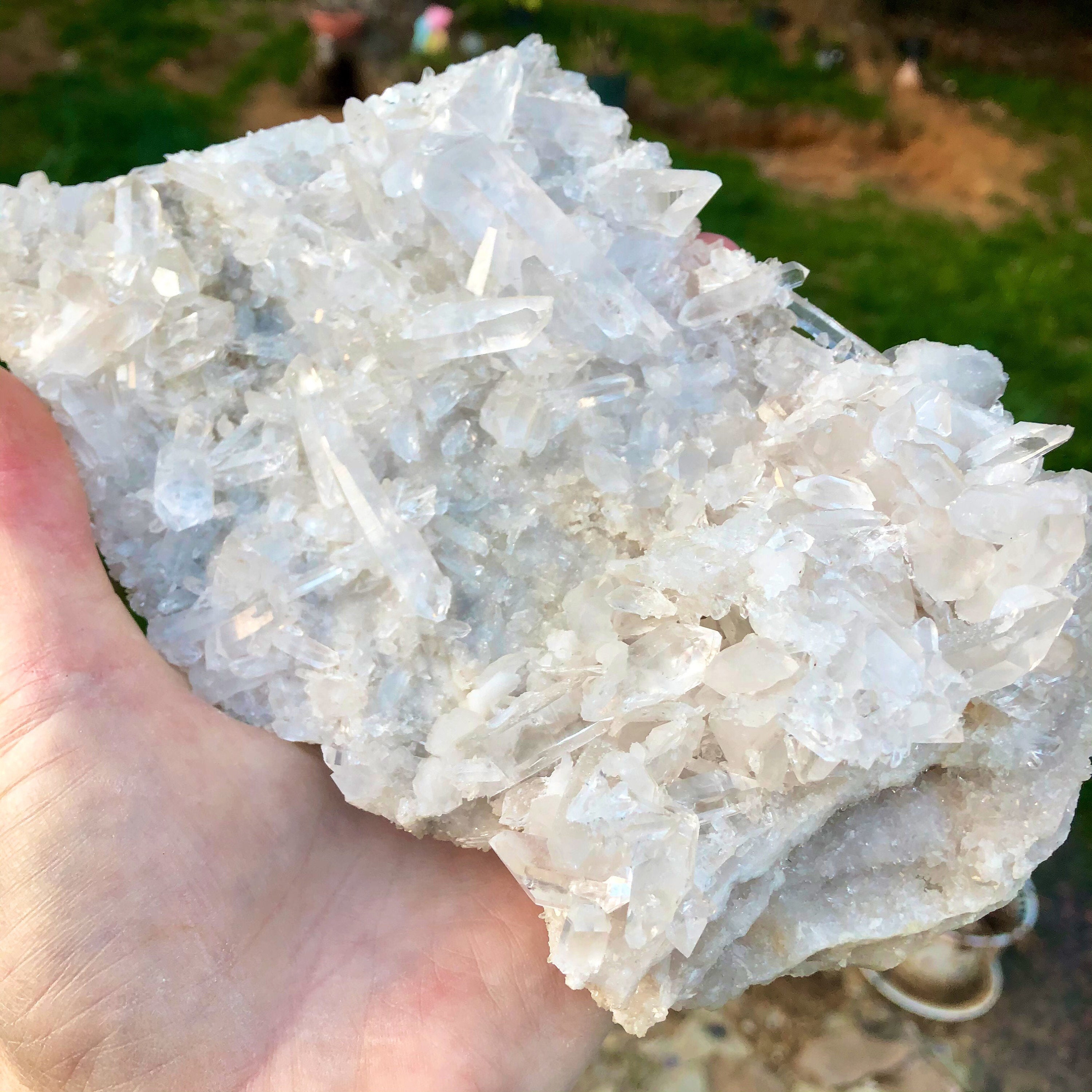 1.33 lb Quartz Crystal Cluster Plate Mineral Display Specimen