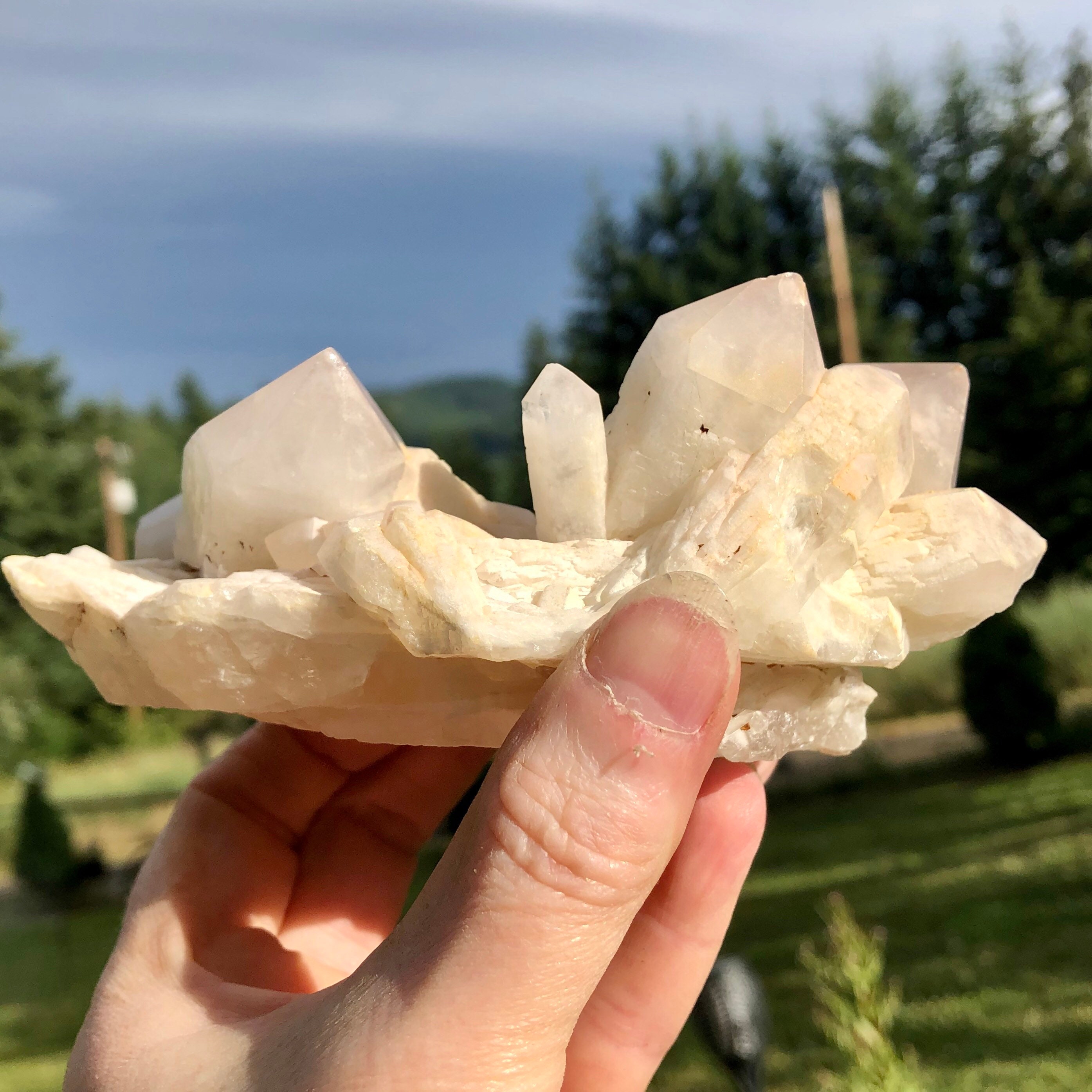 510g Pineapple Candle Quartz Crystal Cluster Mineral Display Specimen