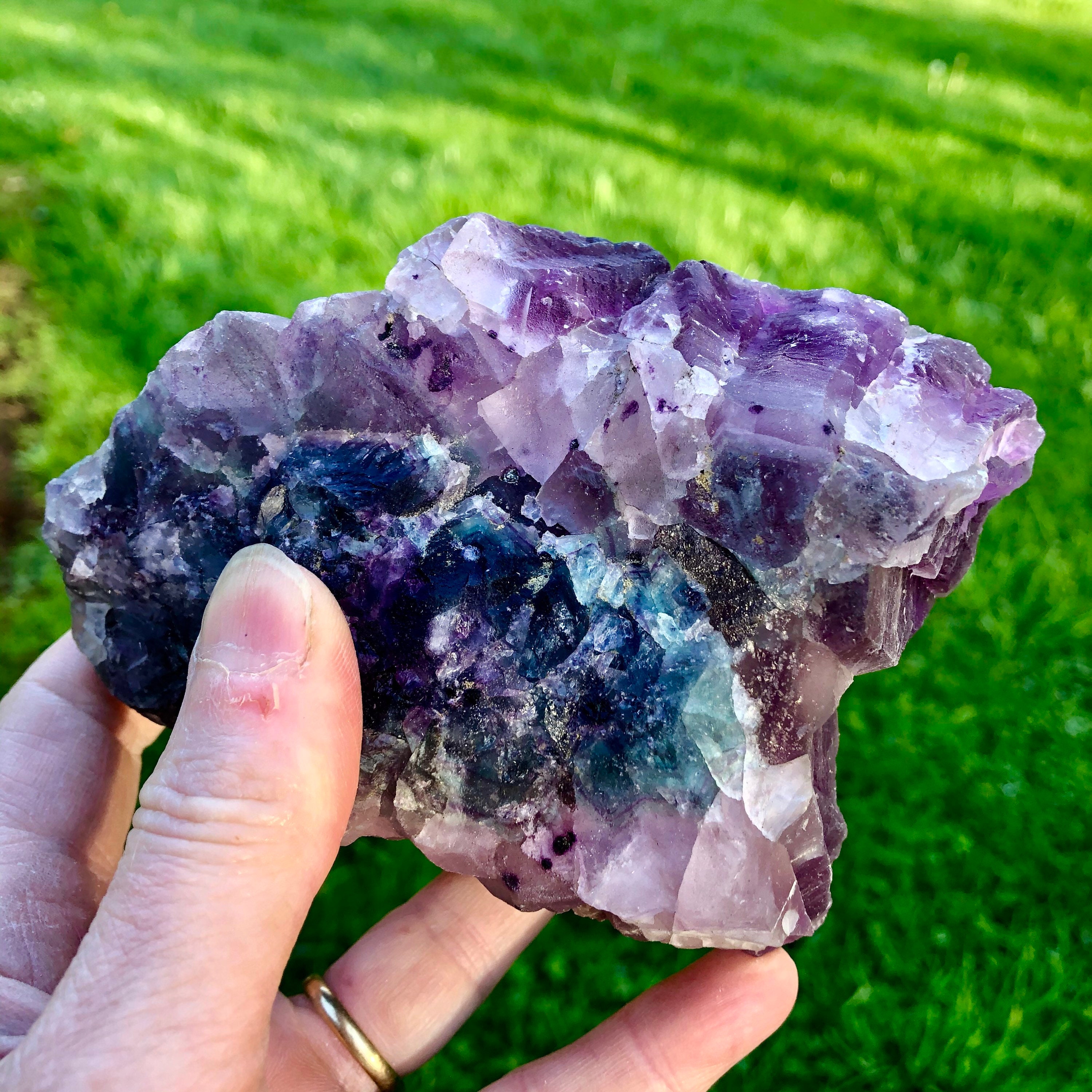 870g Big Violet Purple Fluorite Crystal Cluster Mineral Display Specimen