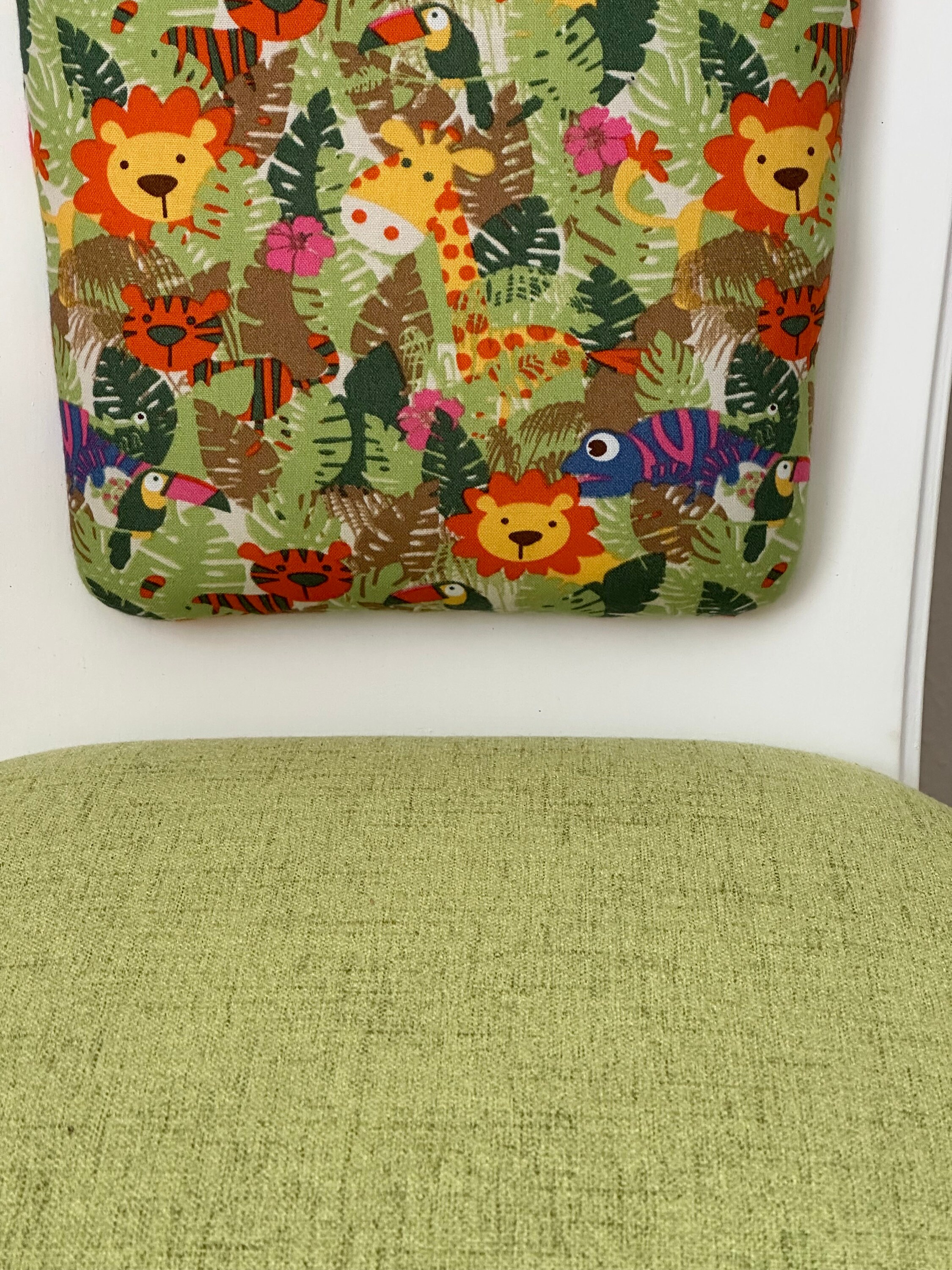 Jungle Animal Kids Chair: White Painted Wood Toddler Accent Chair ...