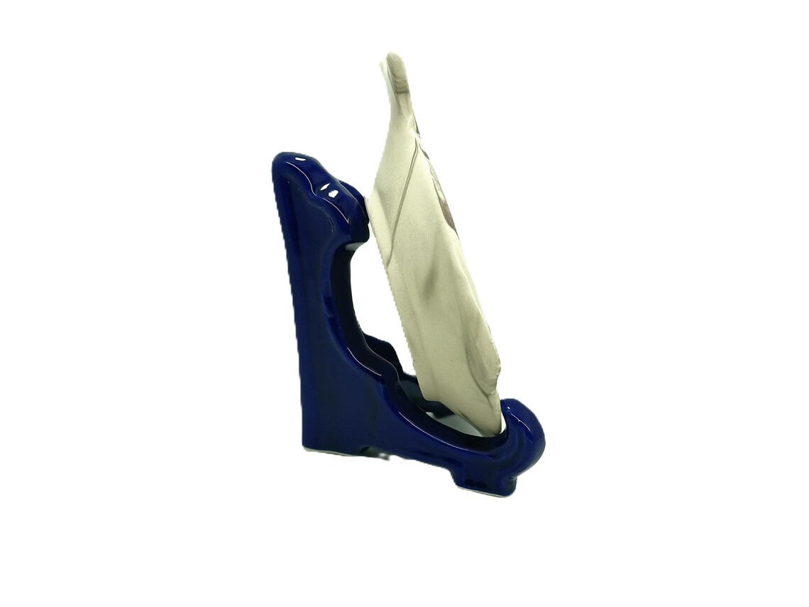 Elegant Ceramic Plate Stand – Minimalist Display Holder - Etsy