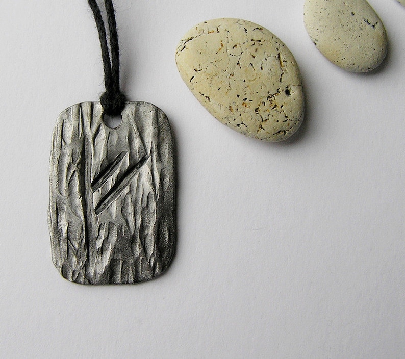 Rune Fehu Scandinavian Amulet Rune of Luck Jewelry Amulet Hand - Etsy