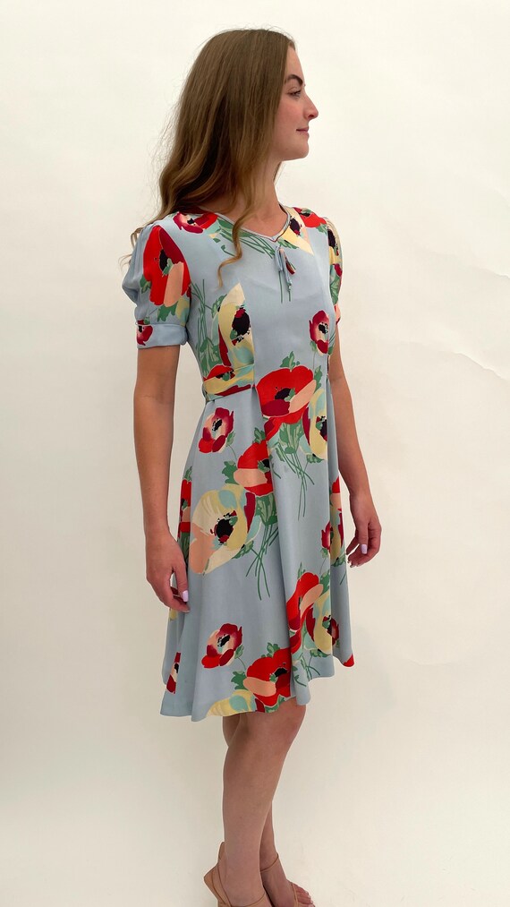 1930s dress with poppy flower design - Gem