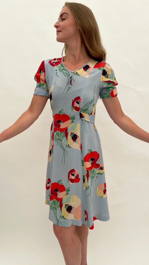 1930s dress with poppy flower design - Gem