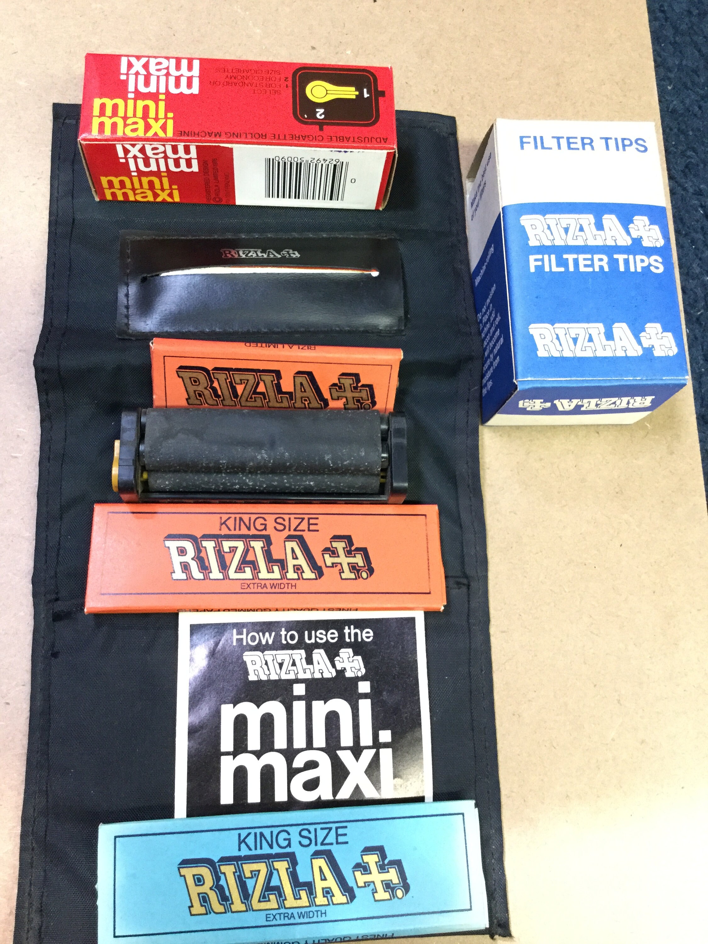 Vintage/new Mini-maxi Rizla 2 Rolling Machine 4 Papers, Case, Filters ...