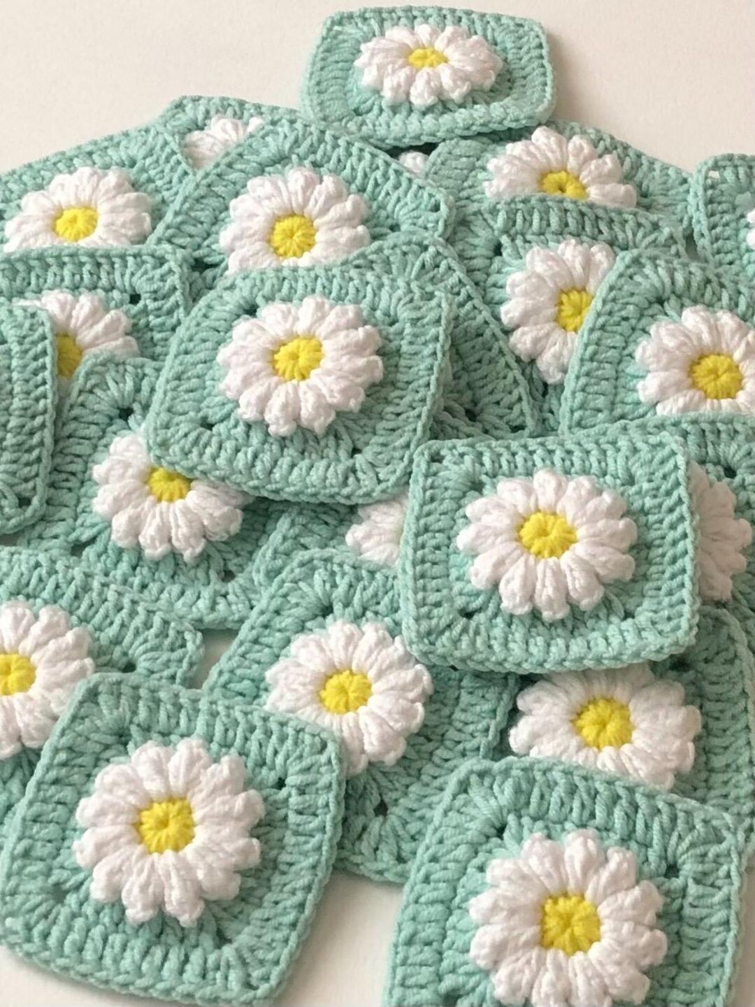 22 Pcs Hand Crocheted Daisy Squares, Unblocked Squares,individual ...