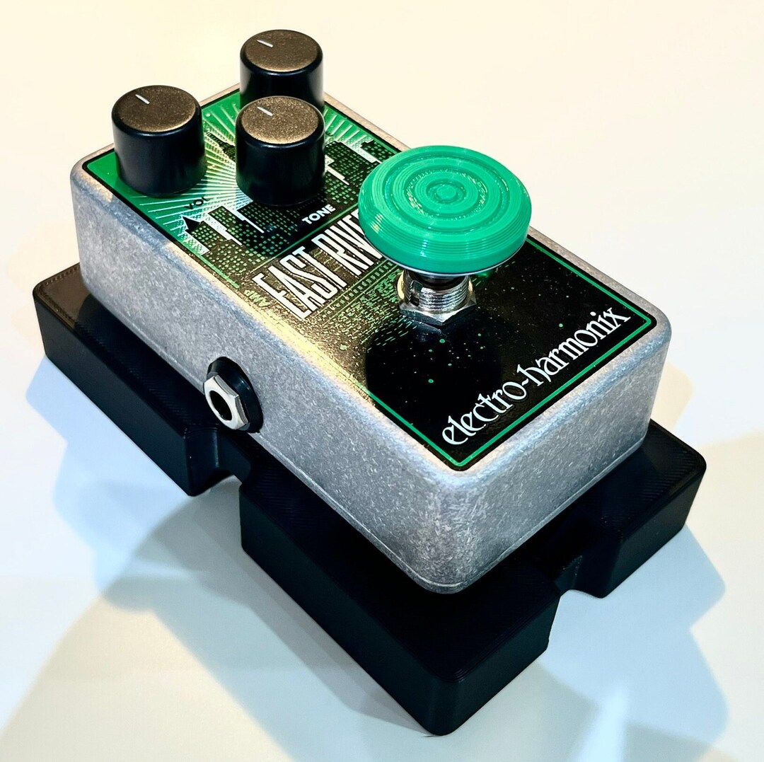 LAUNCHPADS Effect Pedal Risers for Your Pedalboard - Etsy