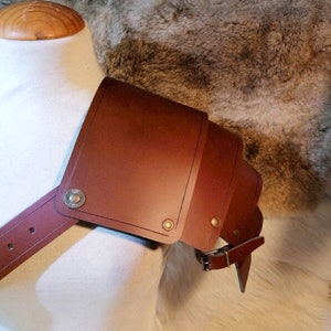 Single Pauldron Leather Shoulder Armor Medieval Roman - Etsy