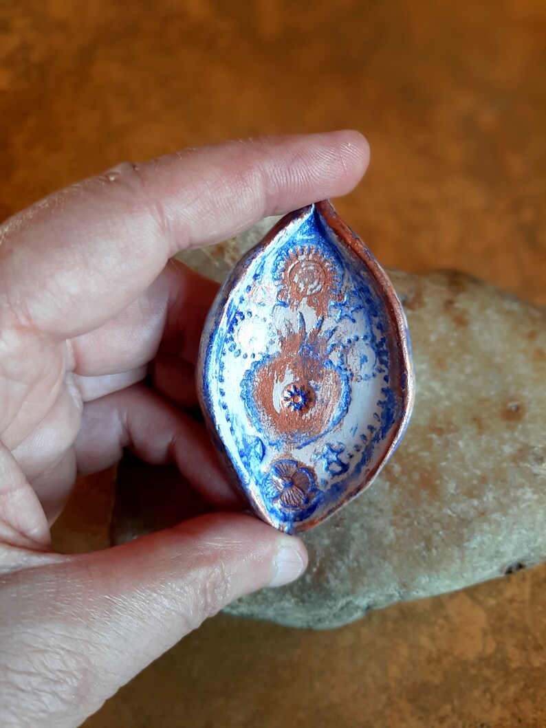 Vulva Symbol Accessory for Altar, Yoni Symbol to Pose Handmade, Vulva ...