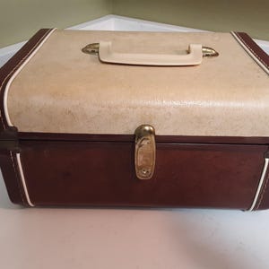 Vintage 1950's Travel / Train Carry Case - Etsy