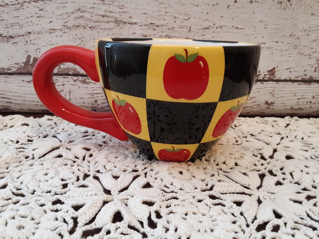 Large "lady Jayne" Soup / Coffee Mug - Apples Over Checker Board. - Etsy