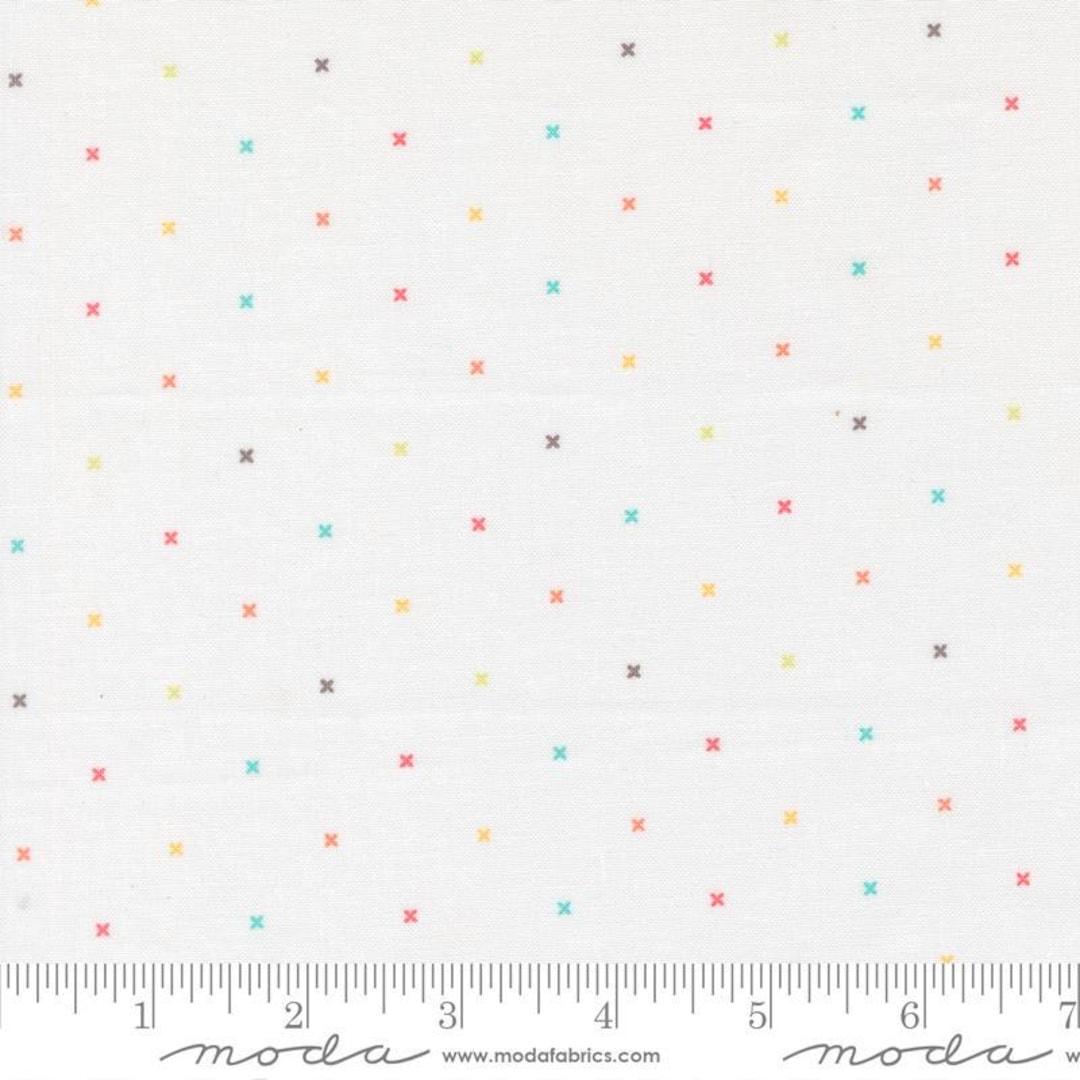 In the Garden Tiny Peel off White by Corey Yoder for Moda Fabrics 29238 ...