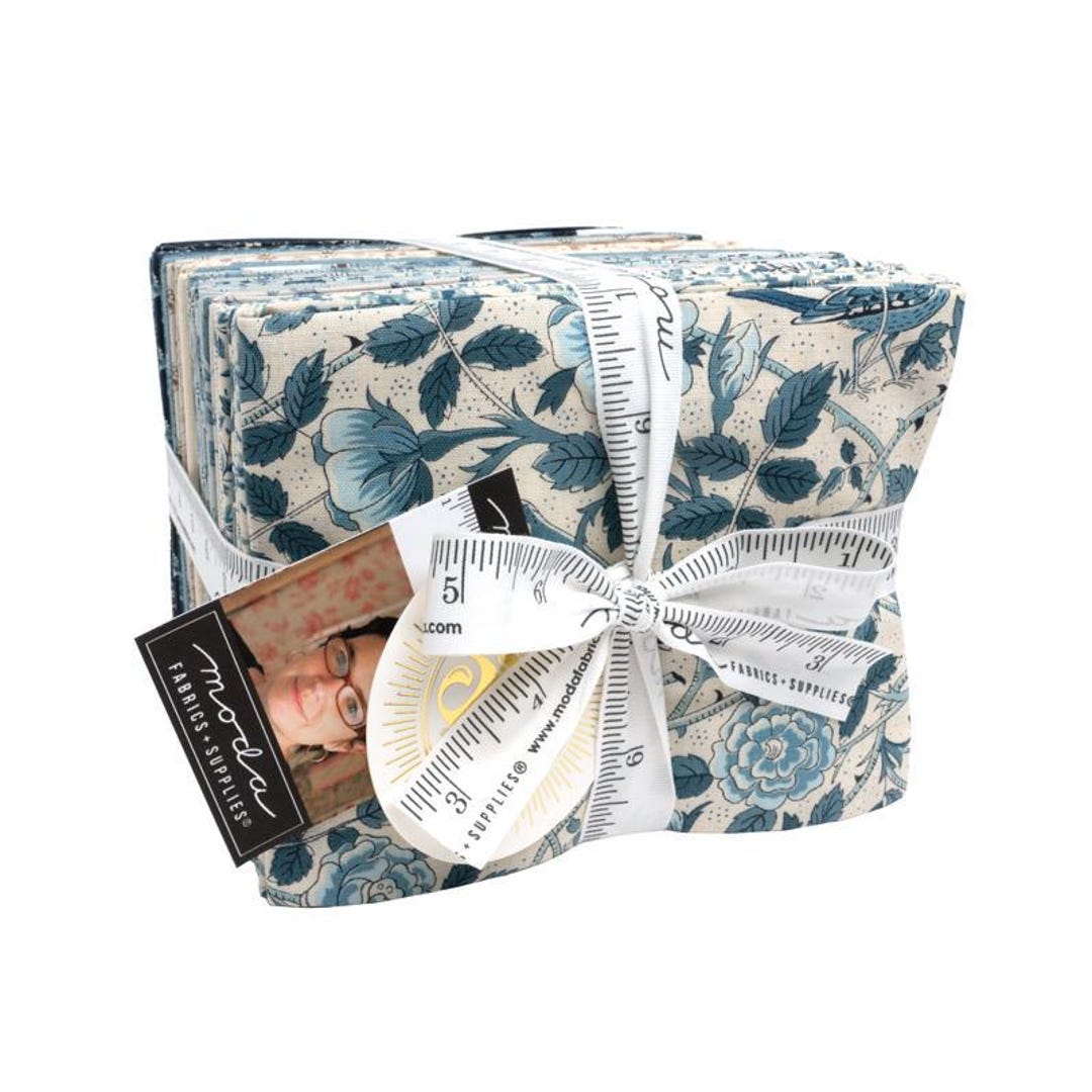 Sacre Bleu Fat Quarter Bundle 34 Pieces by French General for Moda ...