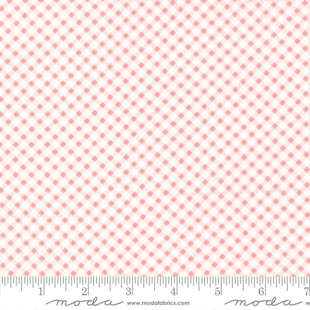 Ellie Gingham Coral by Brenda Riddle of Acorn Quilts for Moda Fabrics ...