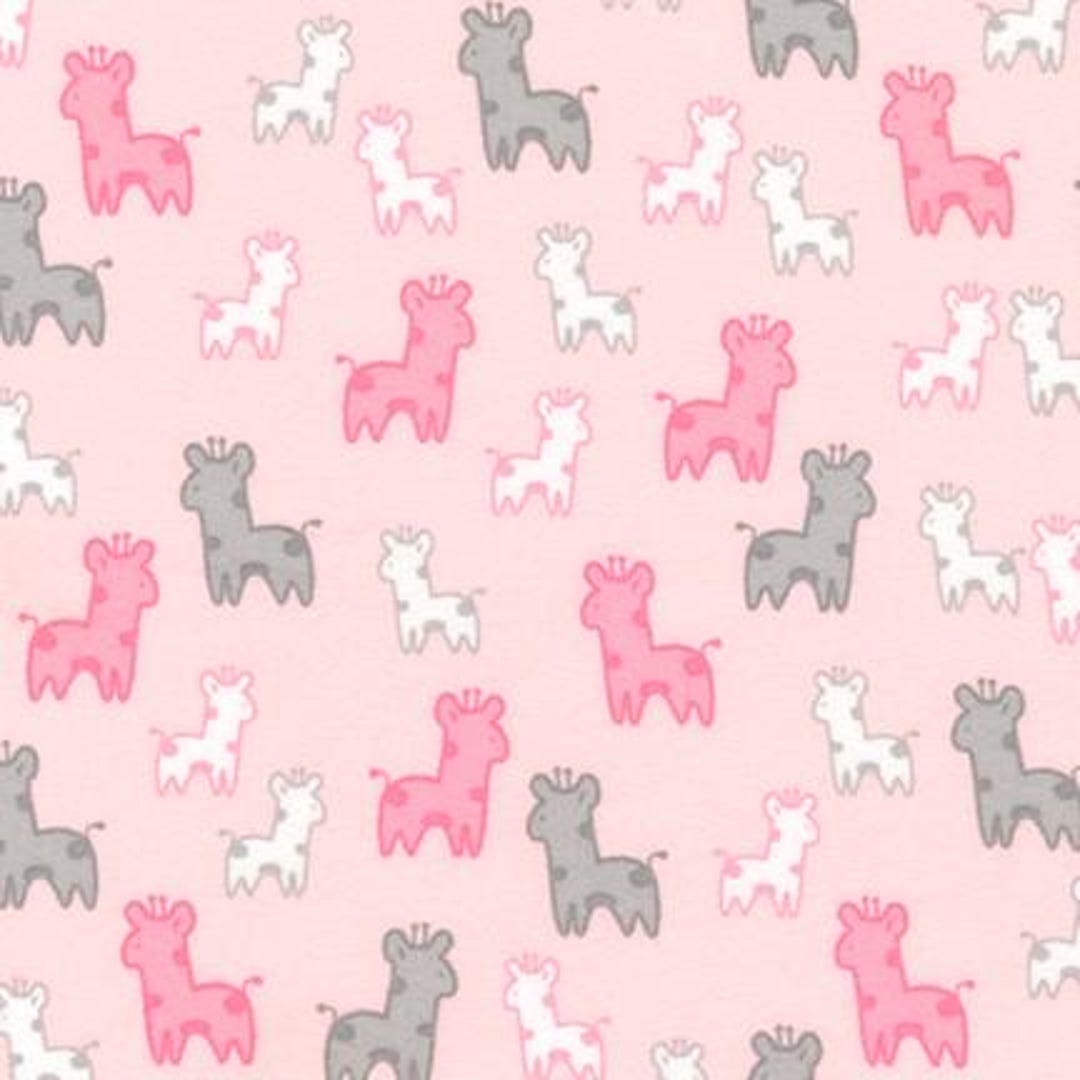 Cozy Cotton Giraffe Flannel Pink by Carolina Abarca for Robert Kaufman ...