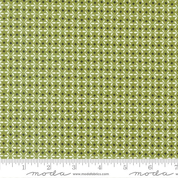 Blizzard Snow Angels Pine by Sweetwater for Moda Fabrics 55624 23 Sold ...