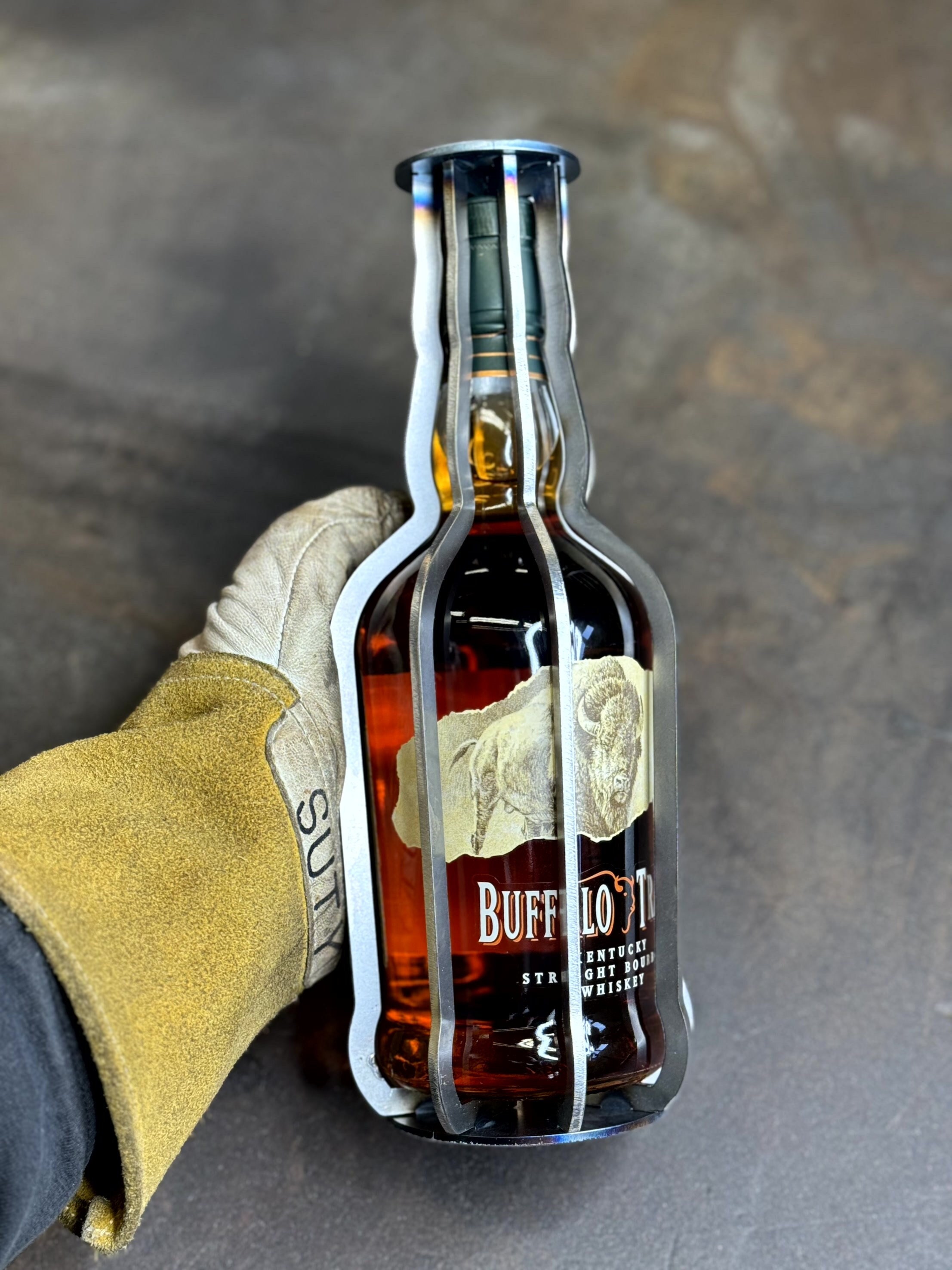 Buffalo Trace Bottle Cage DXF: CNC Laser Cut File (digital Download) - Etsy