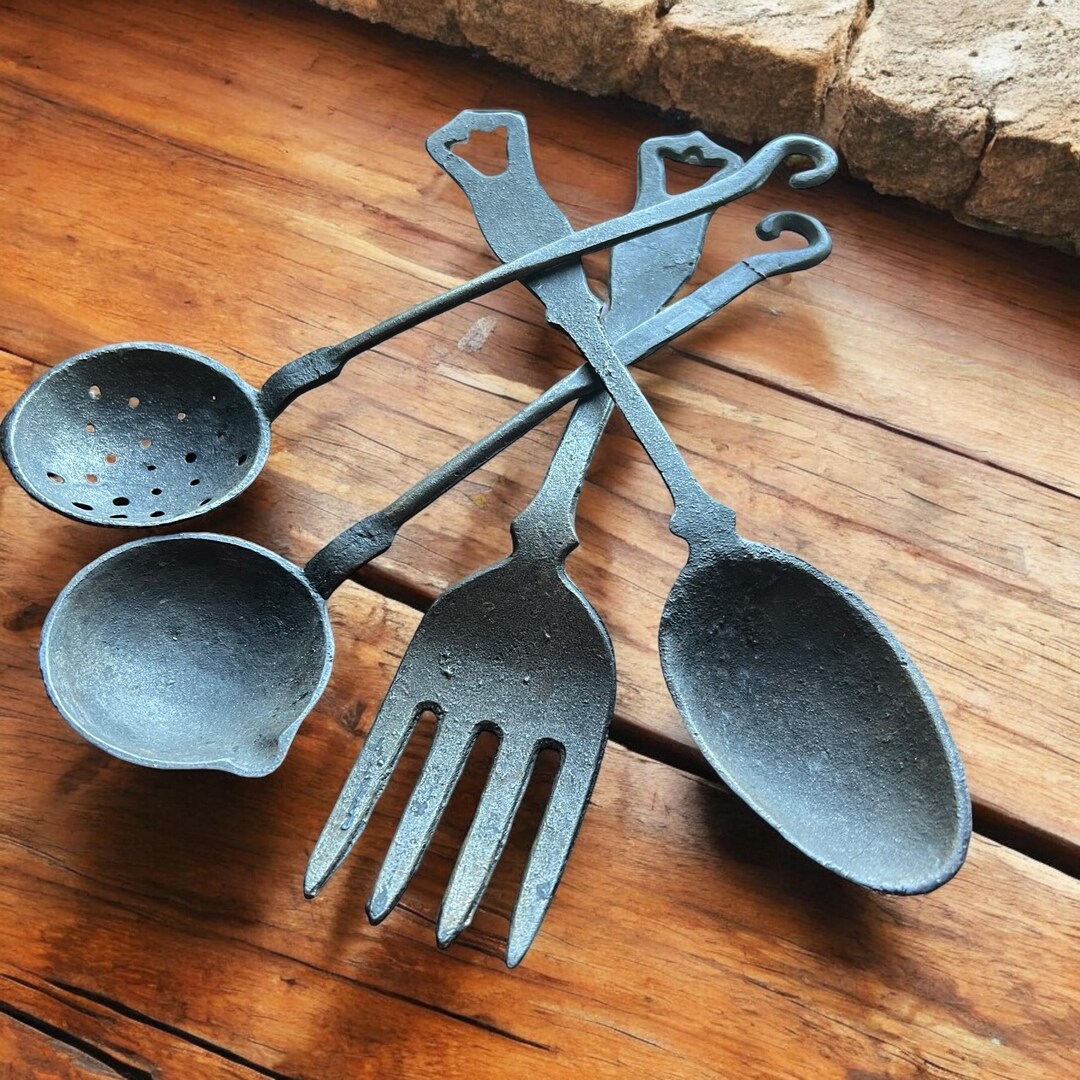 Set of Vintage Cast Iron Cooking Utensils Vintage Kitchen Vintage ...