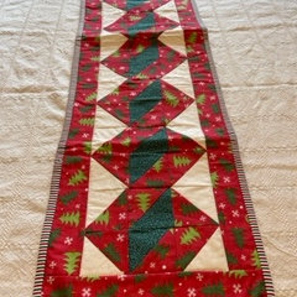 Twisted Table Runner - Etsy