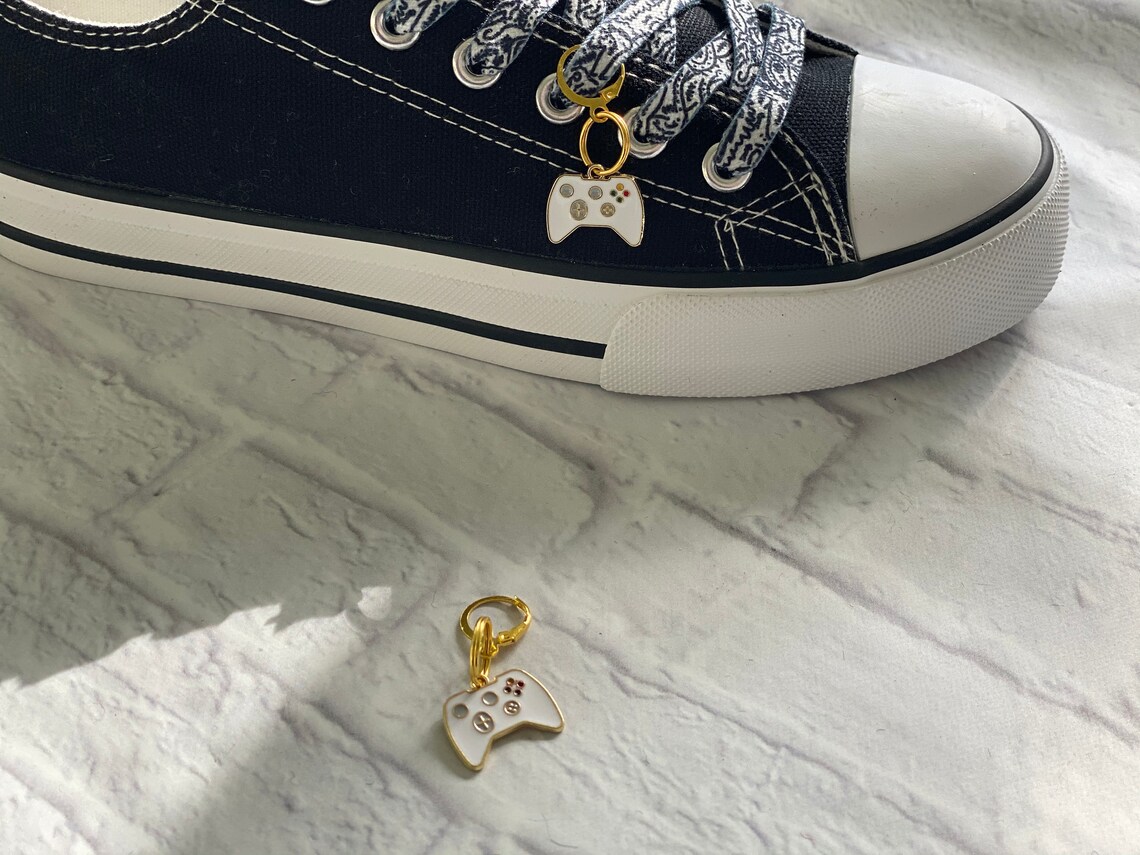 Video Game Charm/ Gamer Girl Charm for Bracelets - Etsy
