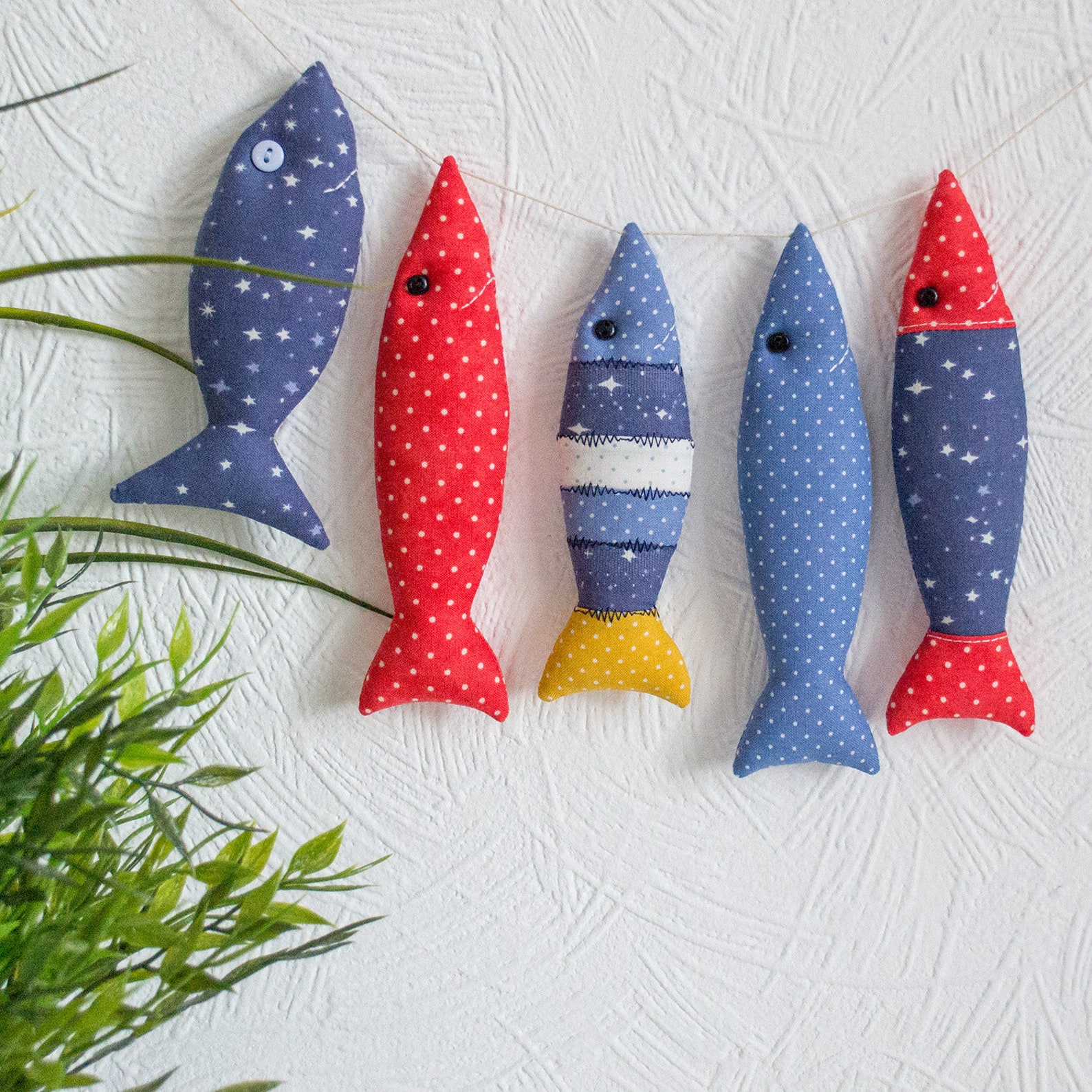 Fish garland Nautical decor Fish wall decor Blue fish Red fish | Etsy