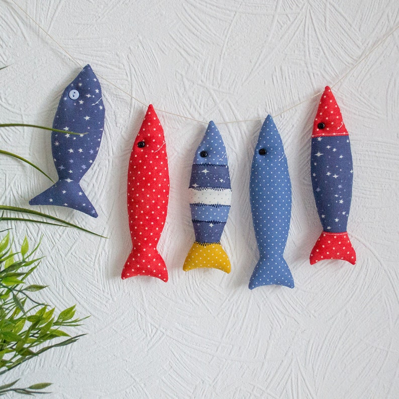 Fish garland Nautical decor Fish wall decor Blue fish Red fish | Etsy