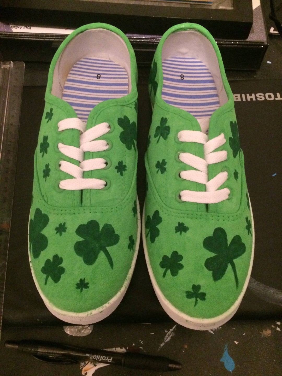 Handpainted Shamrock Shoes-light - Etsy