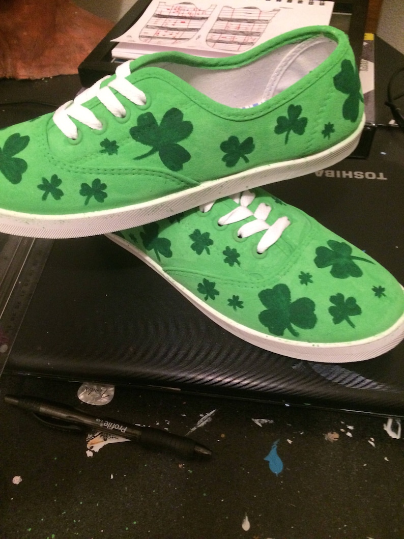 Handpainted Shamrock Shoes-Light | Etsy