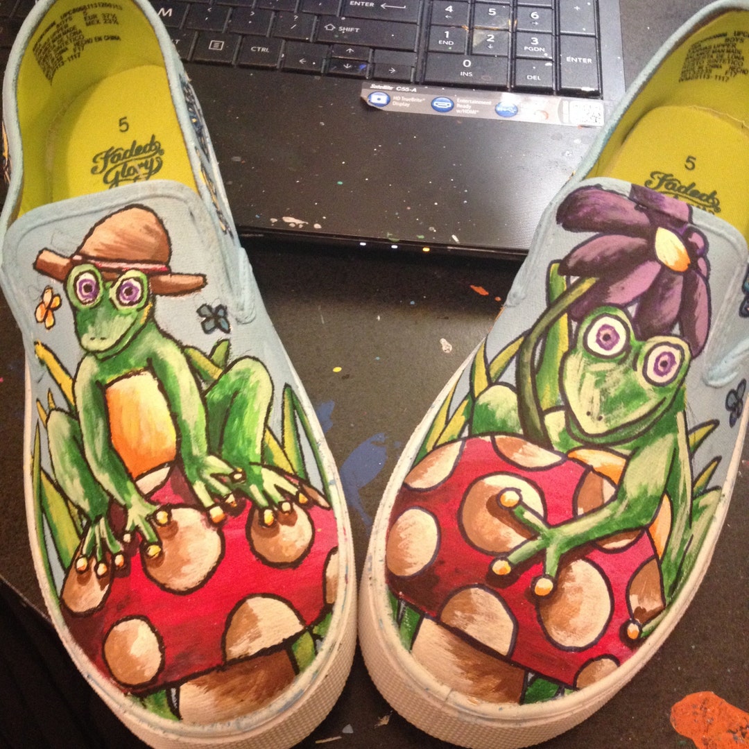 Cartoon Frog Shoes - Etsy