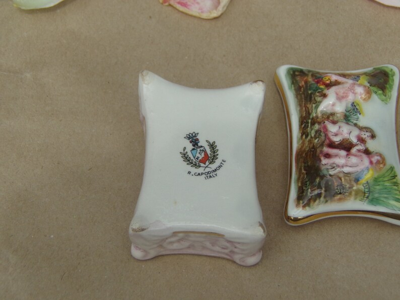Vintage Capodimonte Jewelry Trinket Box High Relief Porcelain With Lid ...