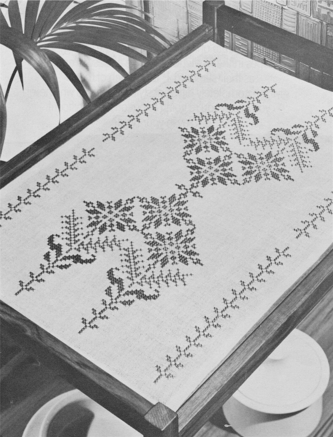 Tray Cloth Cross Stitch Pattern PDF With Chart, Table Linen, DIY Home ...