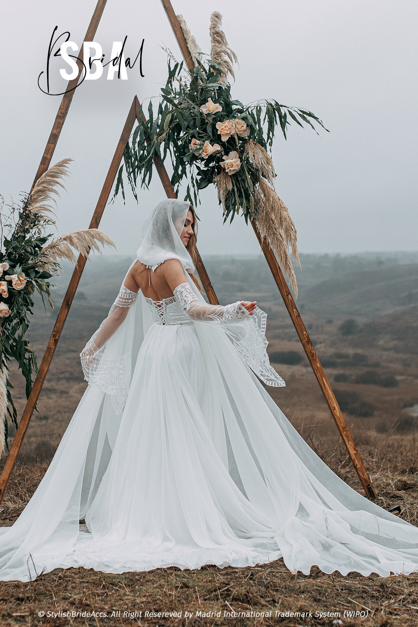 Bridal cape chiffon wedding cloak whit ivory black cape with | Etsy