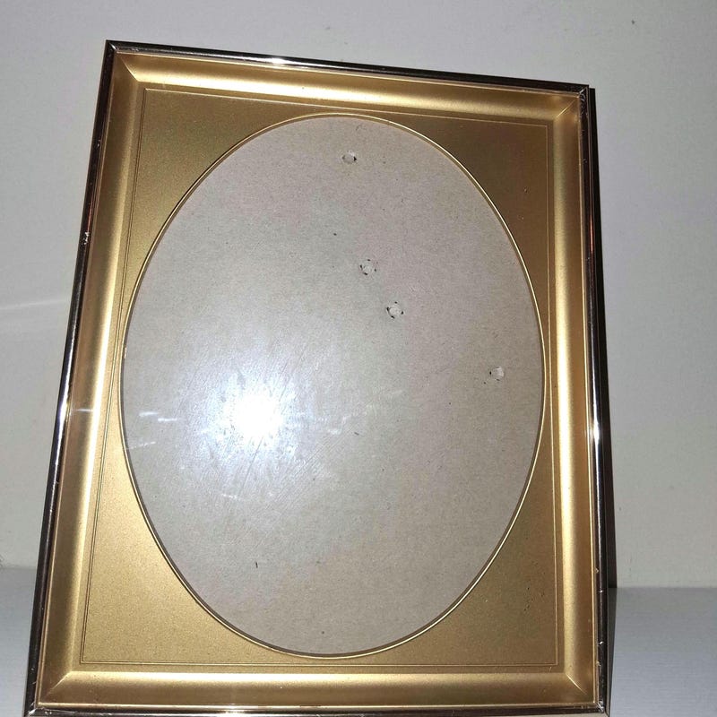 Gold Oval Shadow Box - Etsy