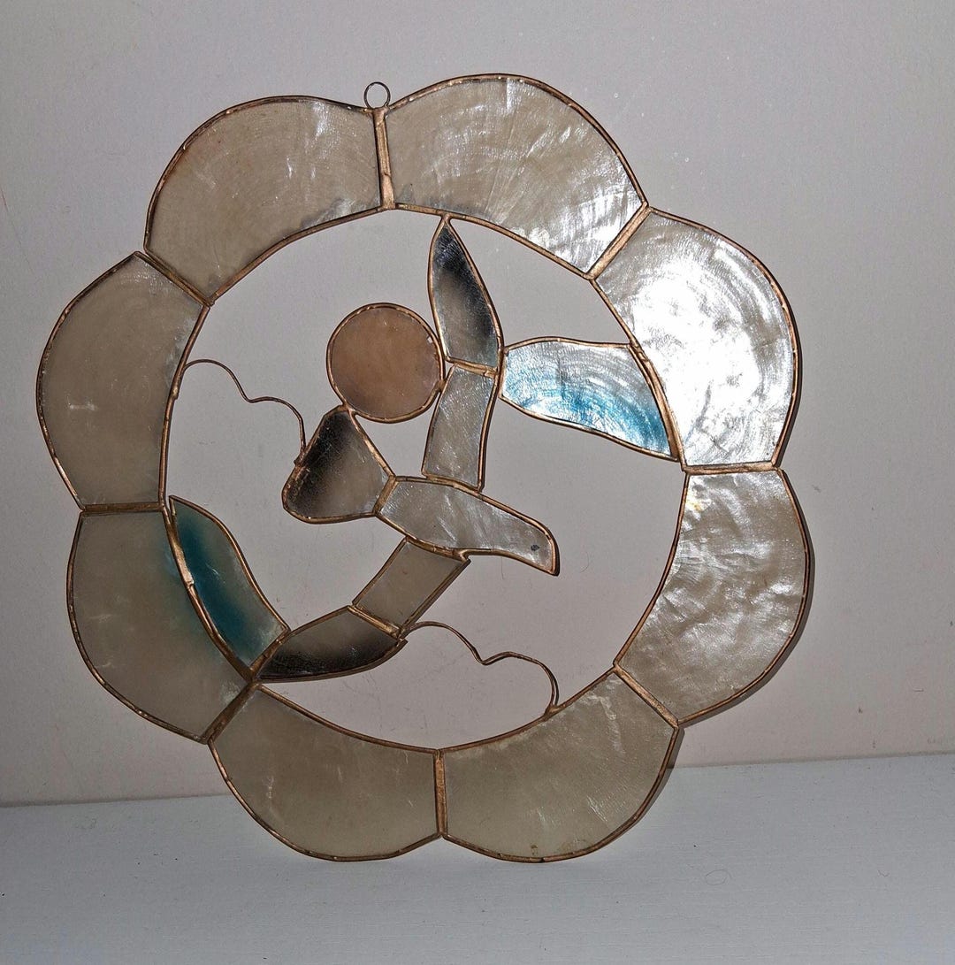 Vintage Capiz Shell Angel Wall Hanging – Floral Wreath Design – 10 Inch ...
