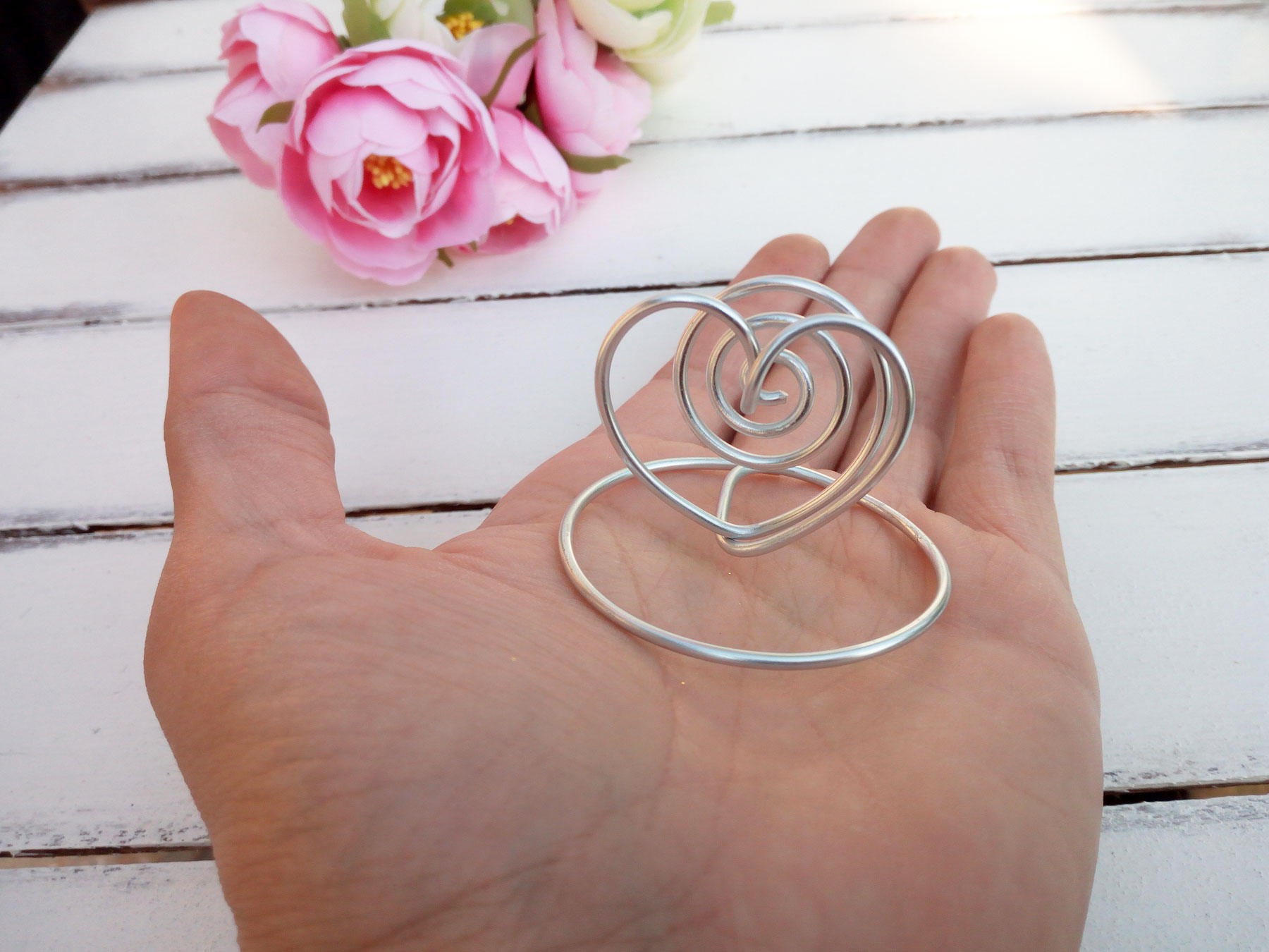 Table Number Holder Heart Silver Menu Stand Gold Wedding - Etsy