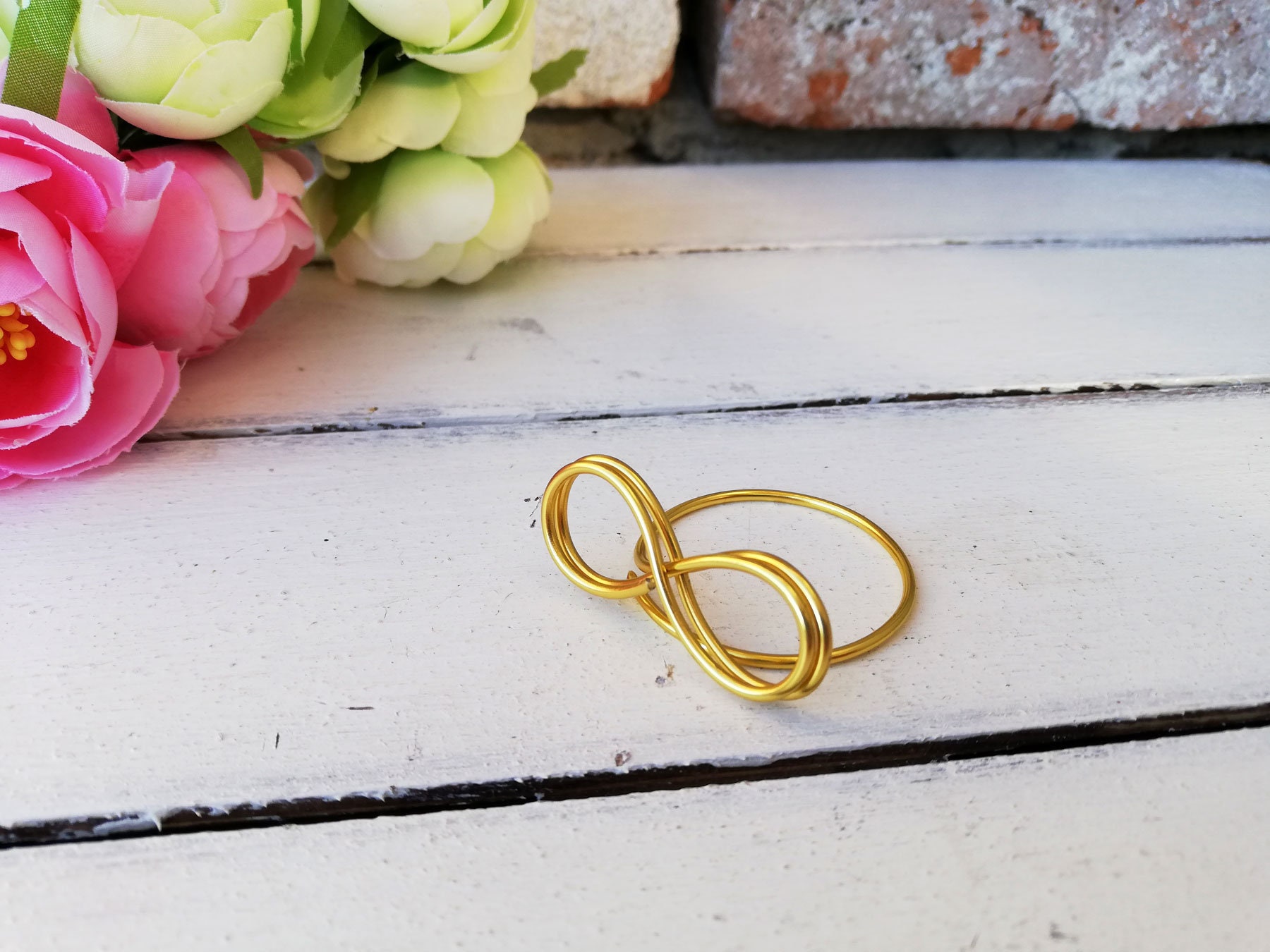 Infinity Place Card Holder, Gold Place Card Holder, Escort Card Holder ...